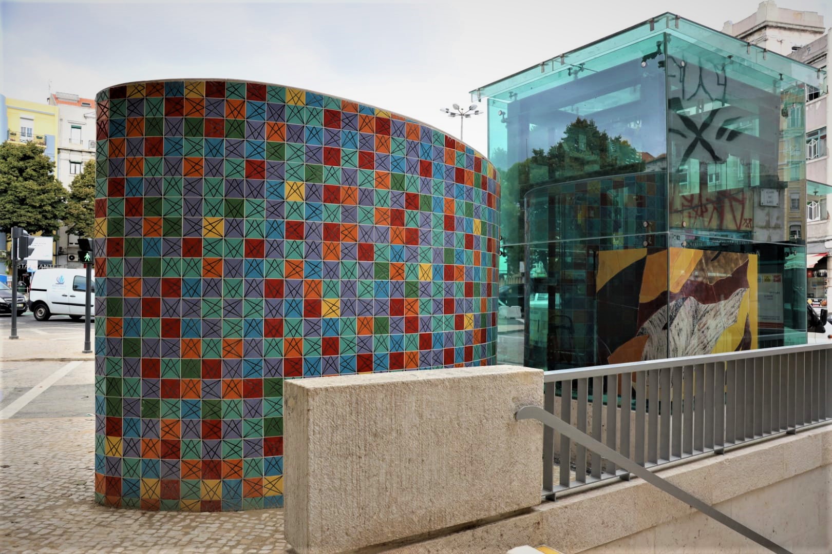 Estação do Metro de Arroios já reabriu, quatro anos depois