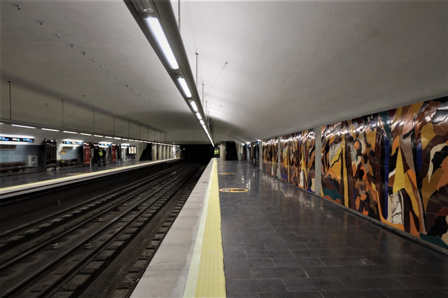 Estação do Metro de Arroios já reabriu, quatro anos depois