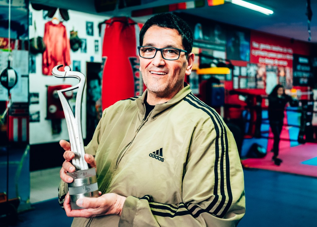 Boxe. O lisboeta que treina campeões e dá casa a refugiados